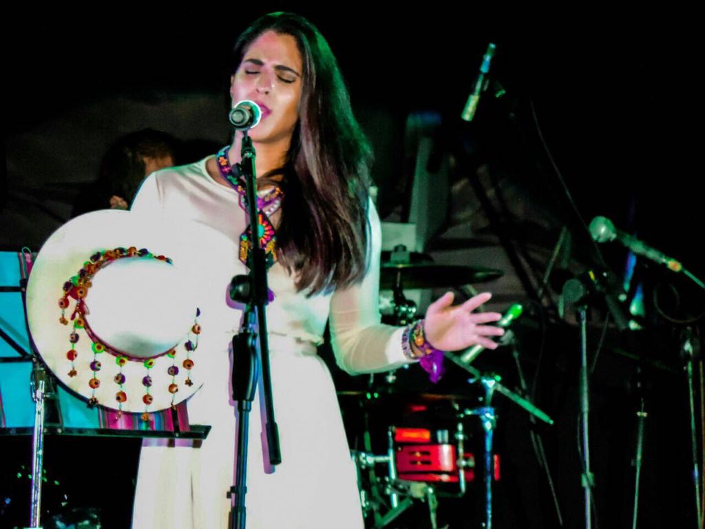 Estef: sonido, letra e imagen, en una apuesta por la industria musical ...